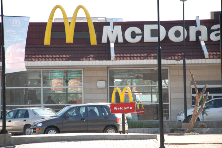 McDONALD, Islamabad - Al Fattah | Aluminium & Glass